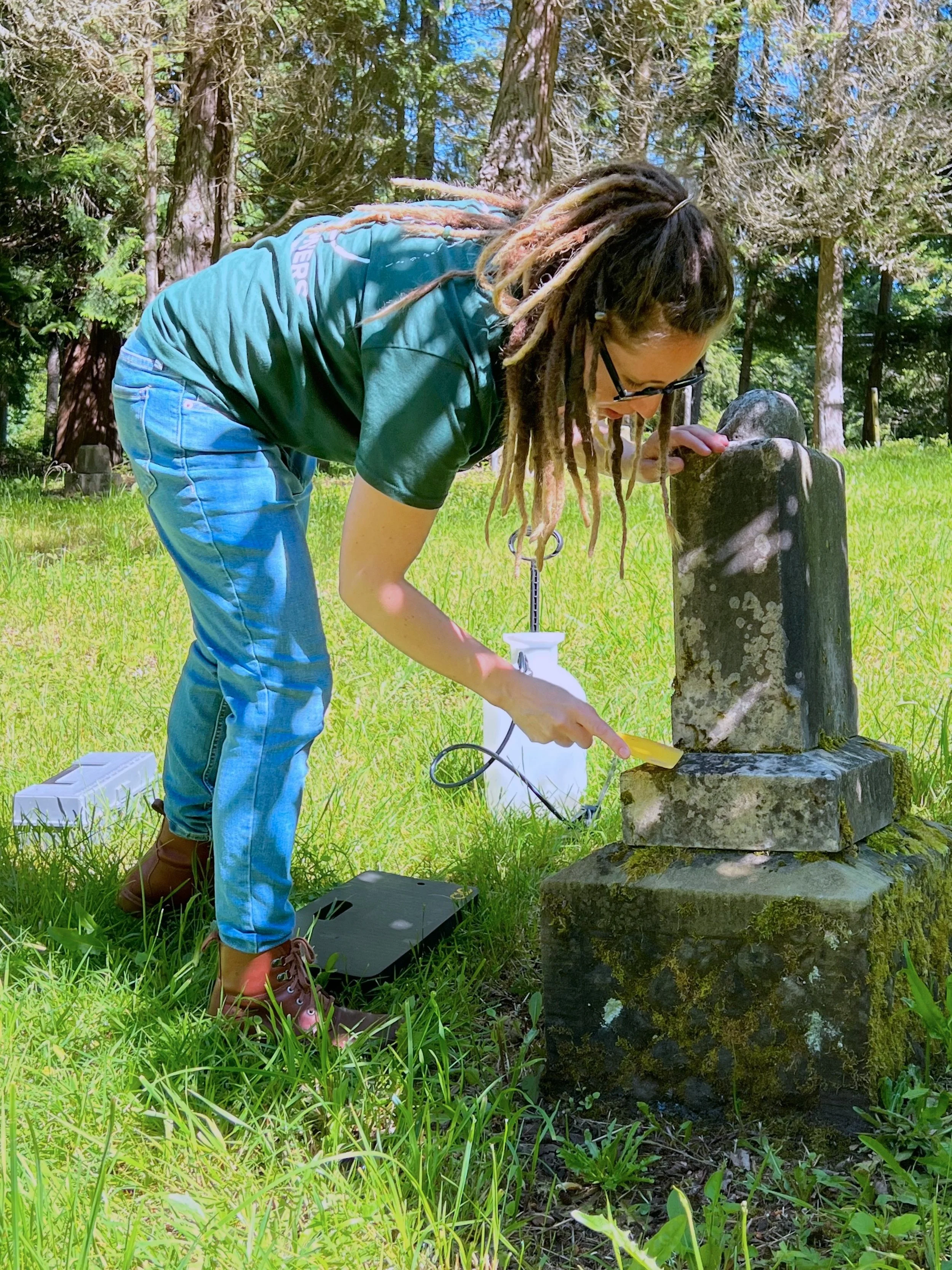 Headstone Cleaning Service