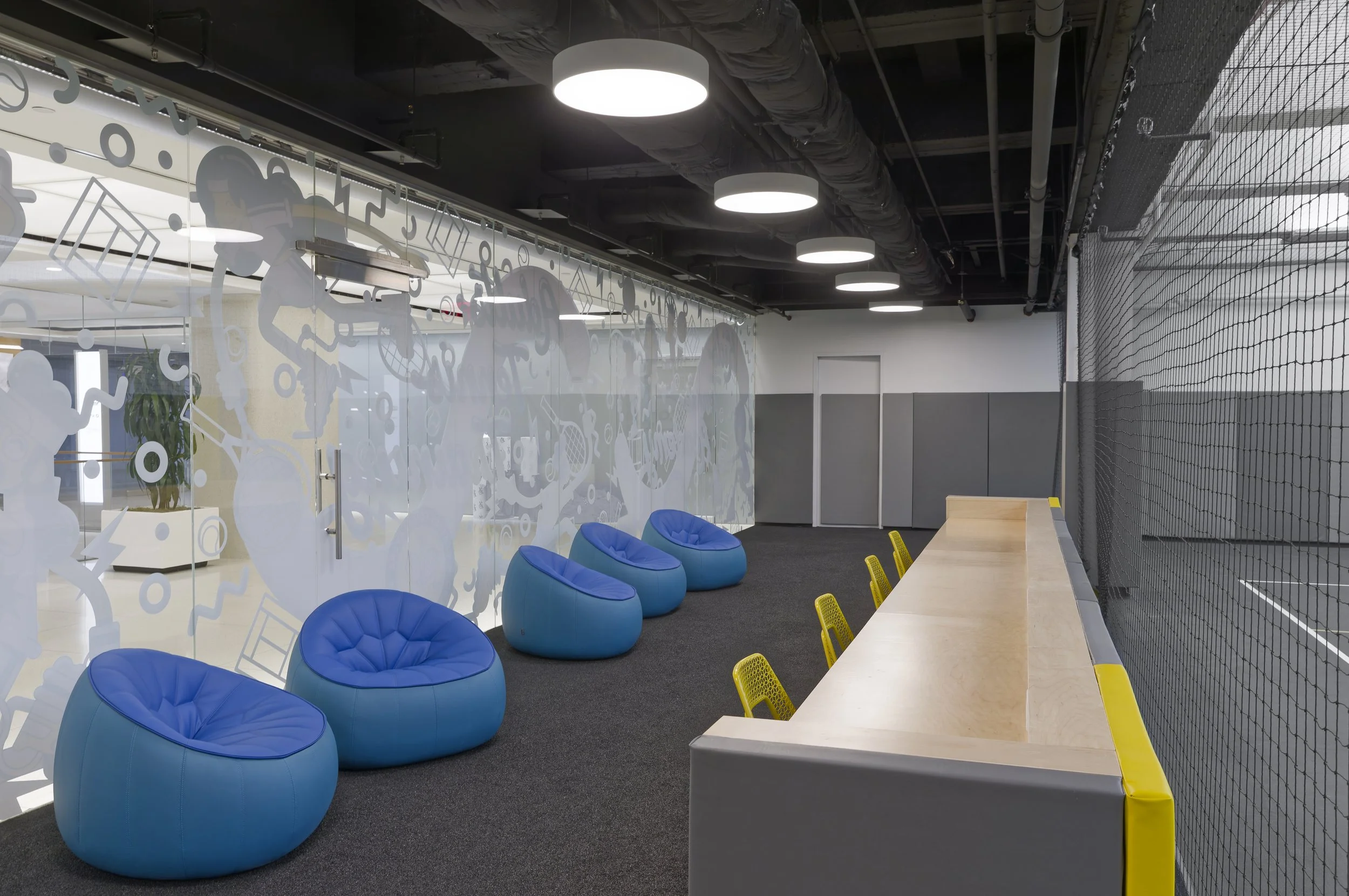 Manhattan-FiDi — Court 16