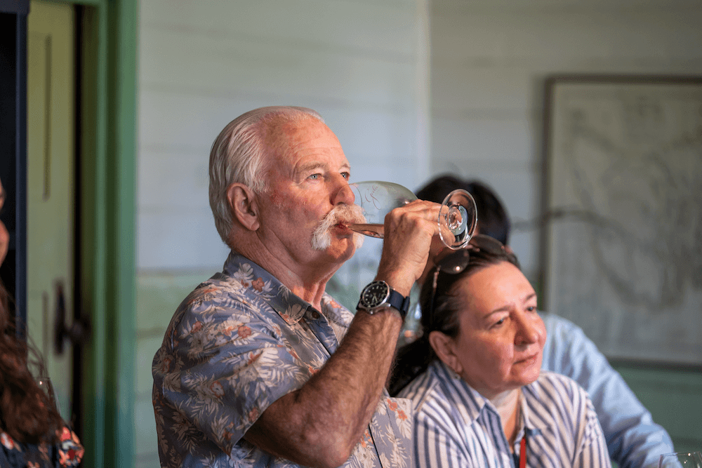 Wine tours Bicheno — The Long Lunch Tour Co