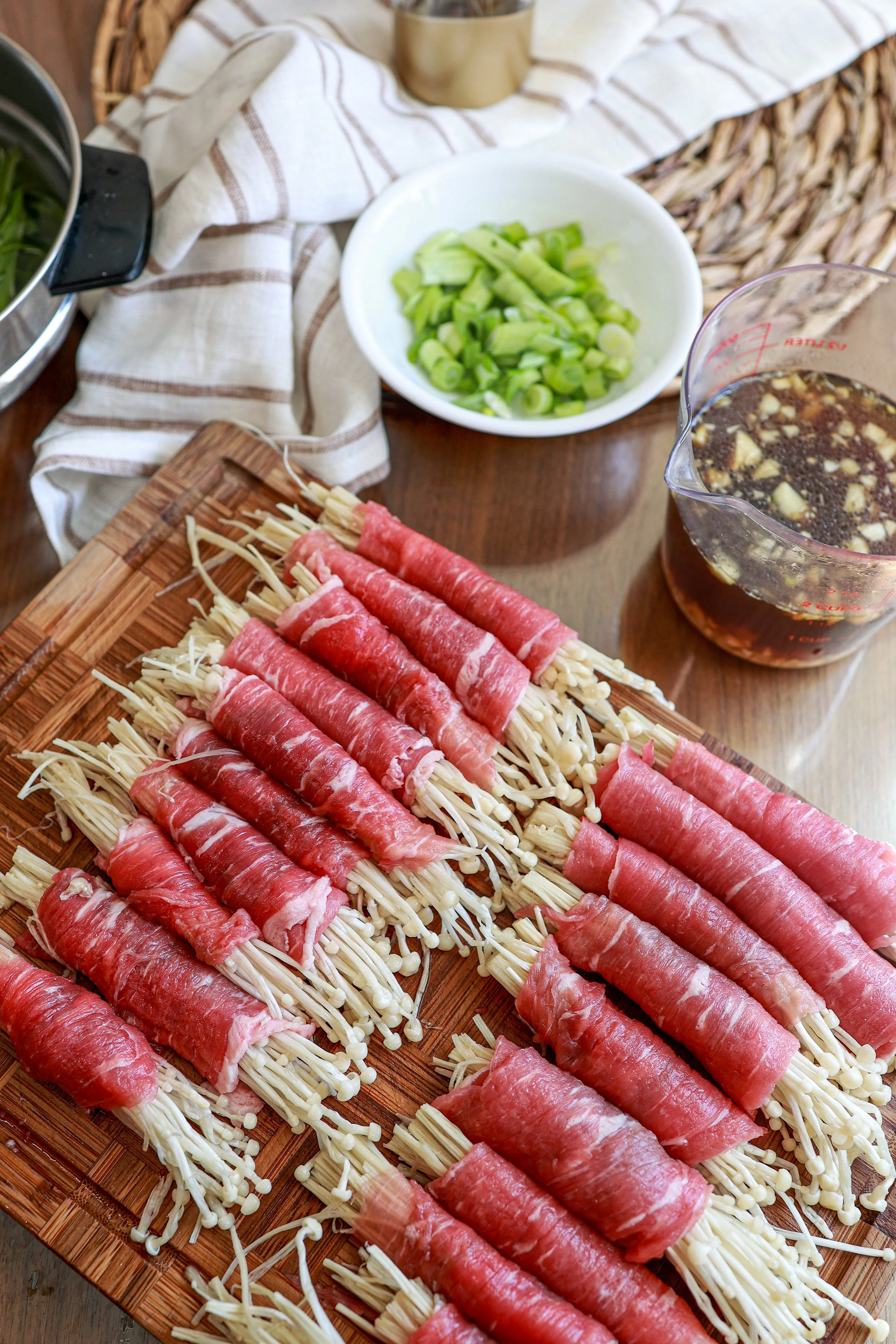 Easy Enoki Beef Rolls — jc.eeats