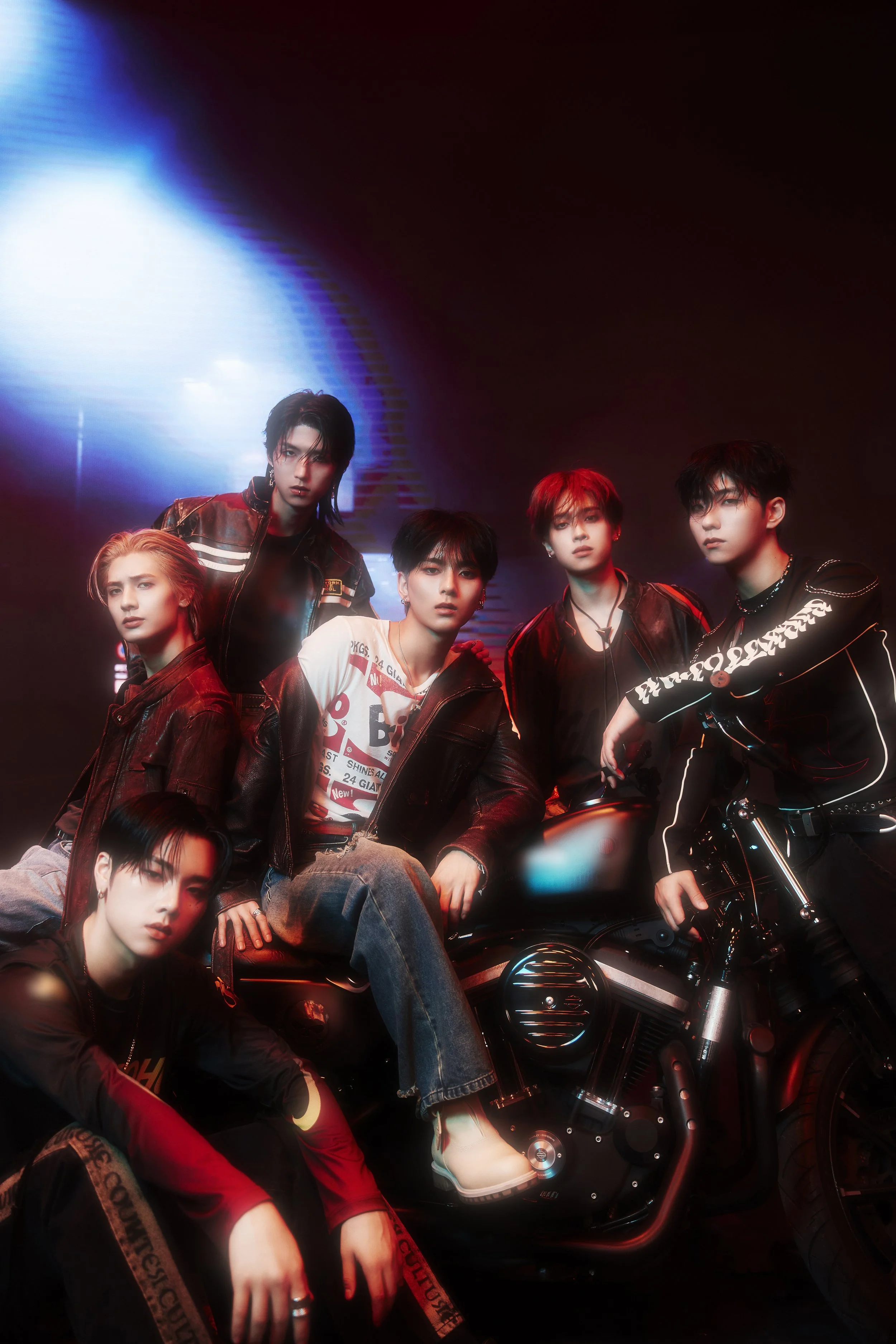 “The home of rock music” - Xdinary Heroes are ready to rock at KOREA ON ...