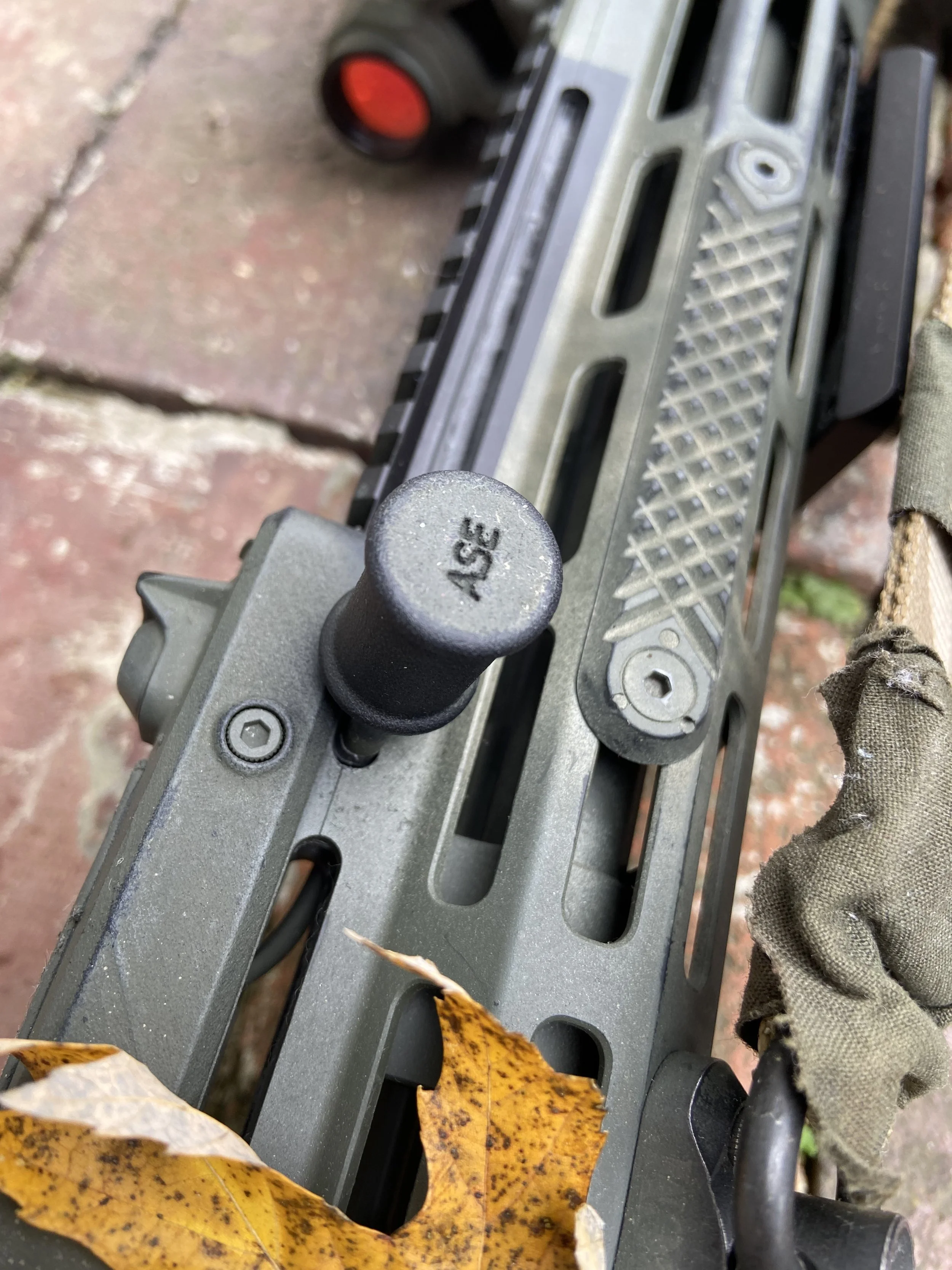 Foxtrot Mike FM-15 improved charging handle — AppleSauce Engineering