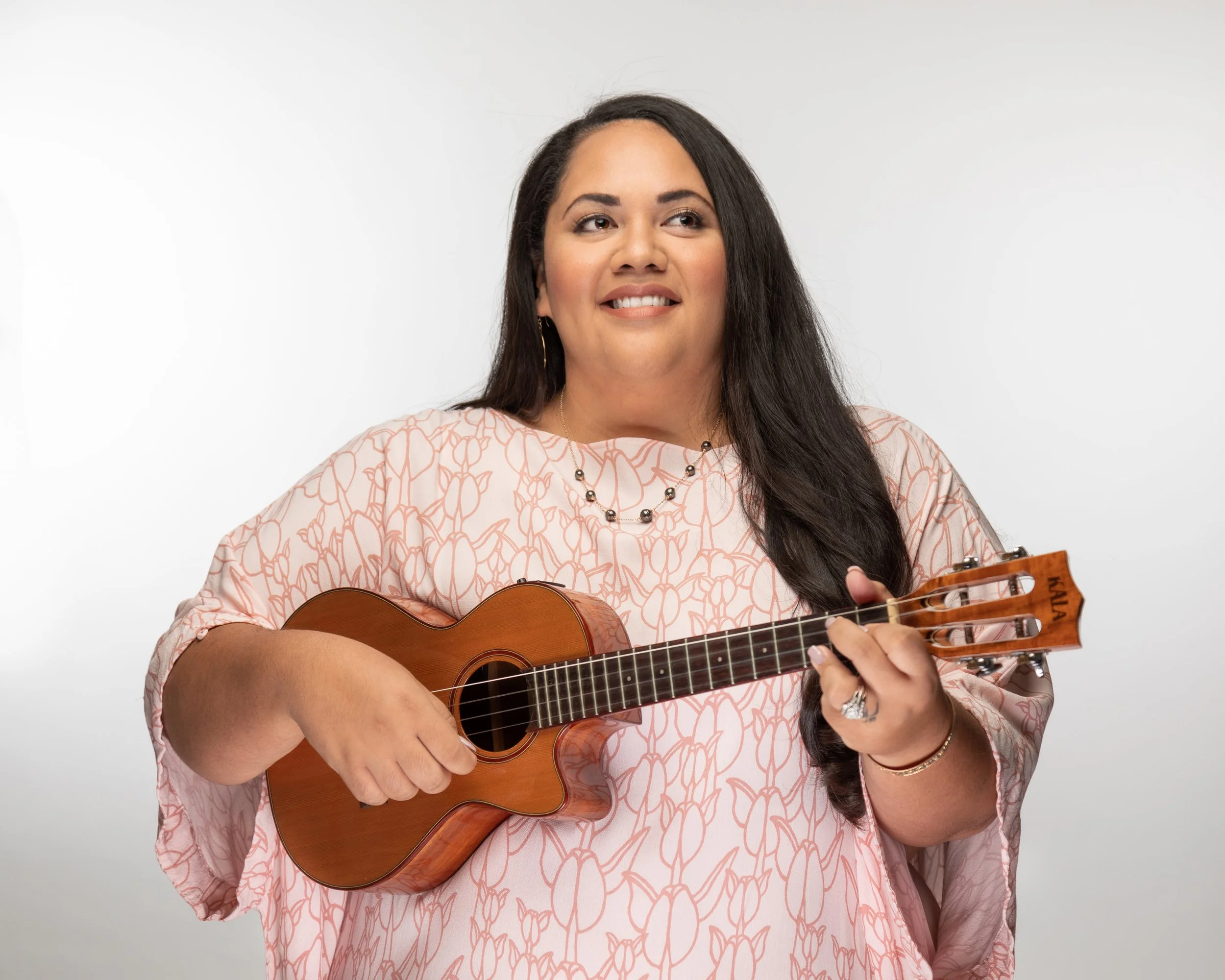 Rainbow Ulii — E OLA