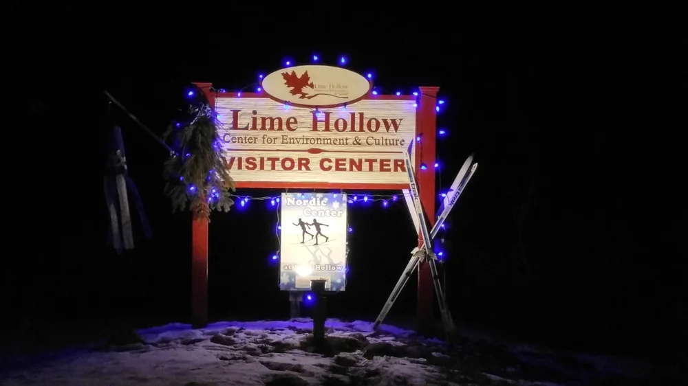 Hikes — Lime Hollow Nature Center