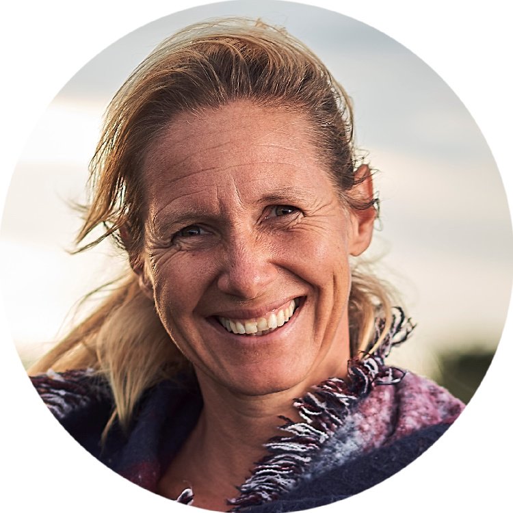 Dr. Cornelia Wallner-Frisee — Into the Mythica