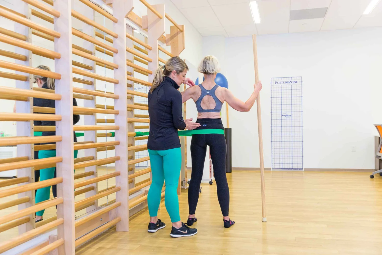 Pre and Post-Scoliosis Surgery Physical Therapy | Schroth DC