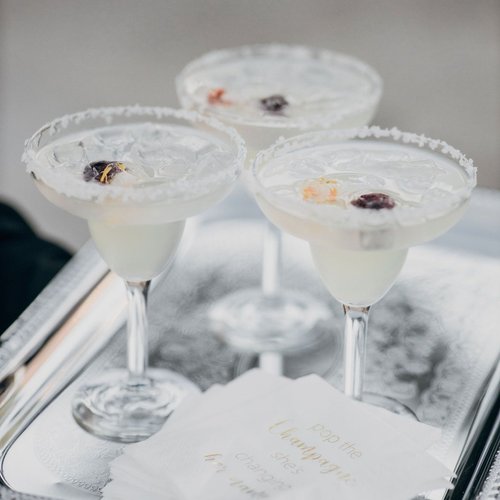 A Modern Guide to Dinner Party Etiquette: How to Be the Perfect Guest ...
