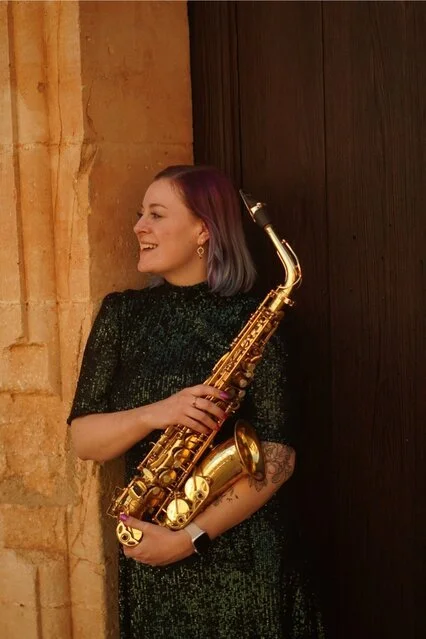 Saxophonique | Female Sax Player Cheshire