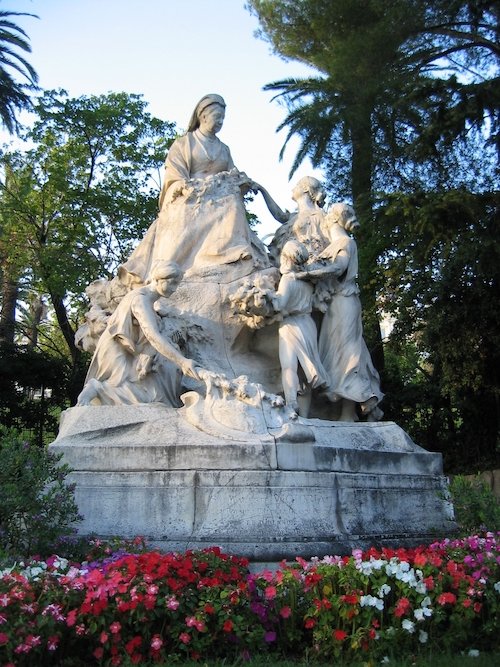 Queen Victoria in Nice: winter on the French Riviera — A Trip Up My Sleeve
