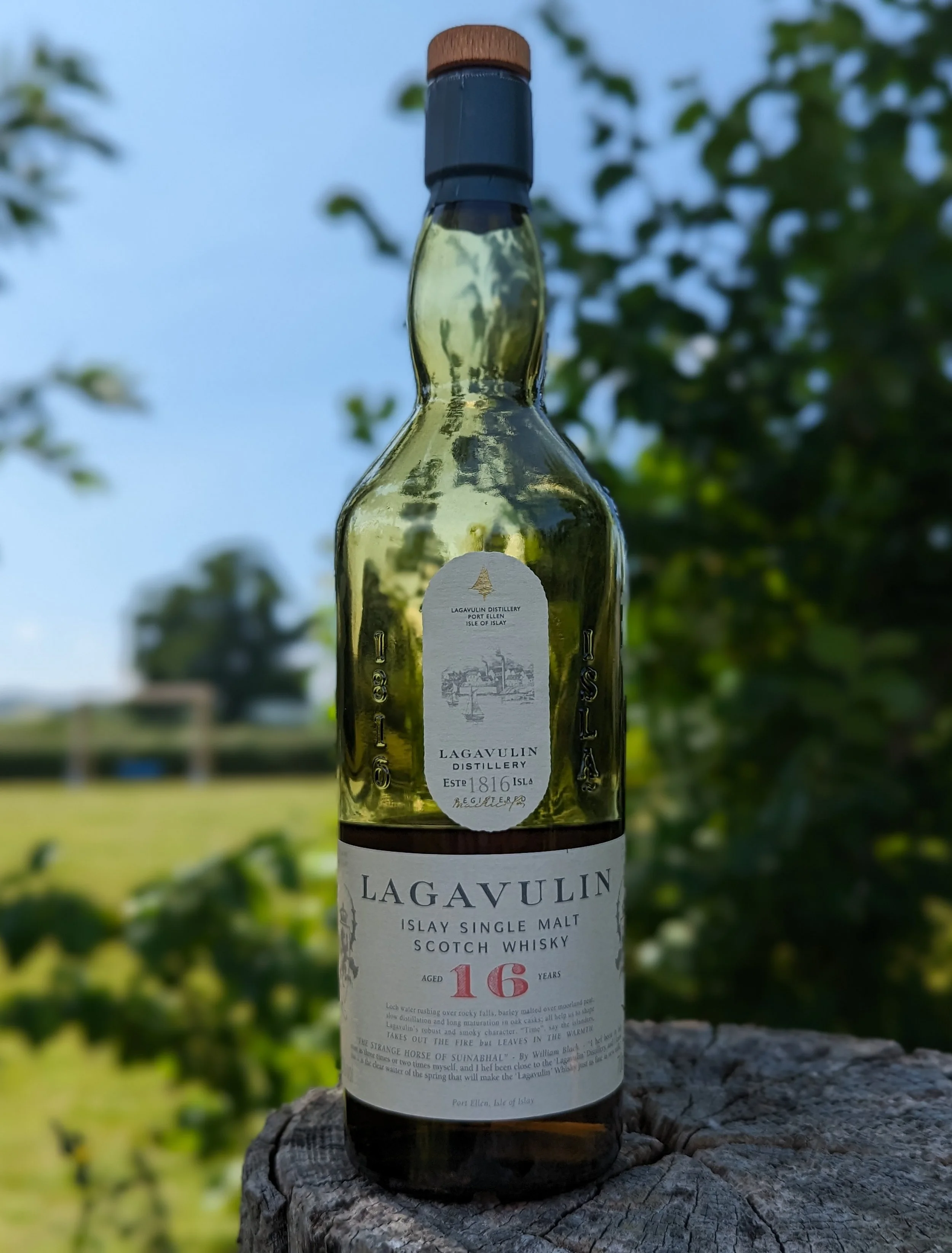 Lagavulin 16yo — Dramface