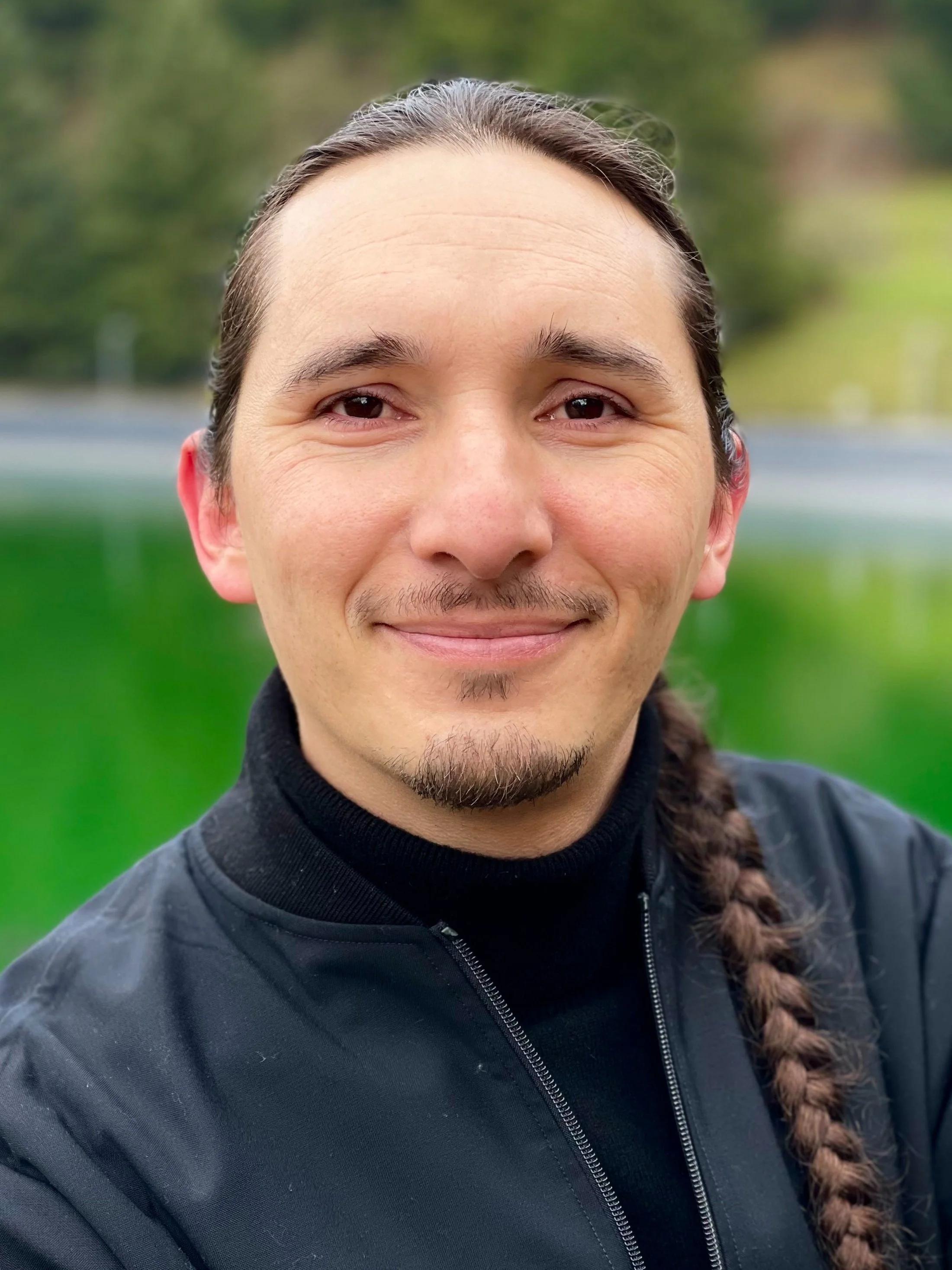 Julián Jaramillo | Process-Oriented Therapy & Coaching