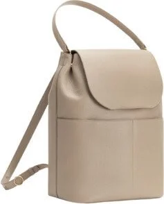 15 Best Leather Travel Backpacks for Women — SiteSee
