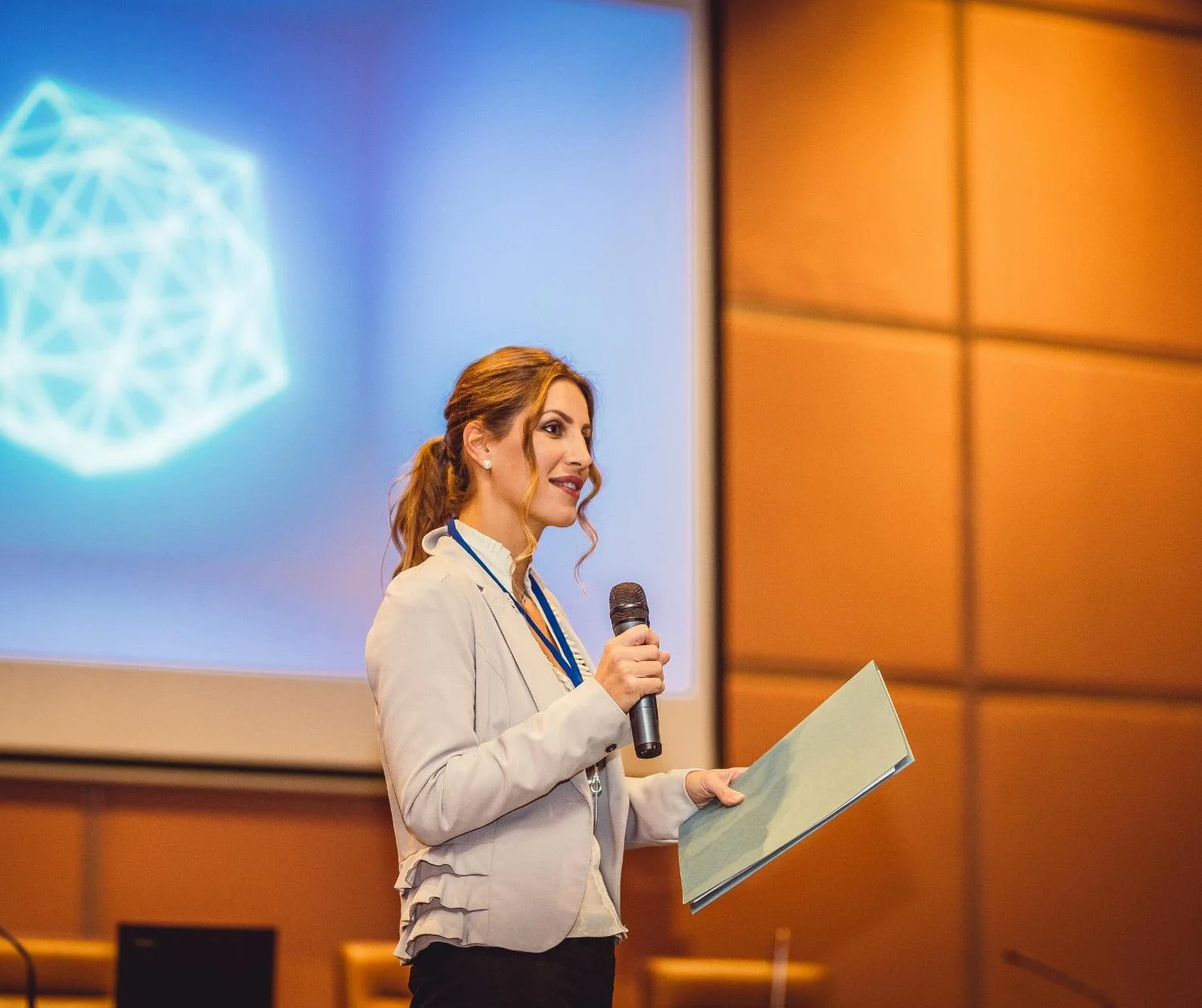Voice Coaching for Professionals: Speak with Confidence & Clarity