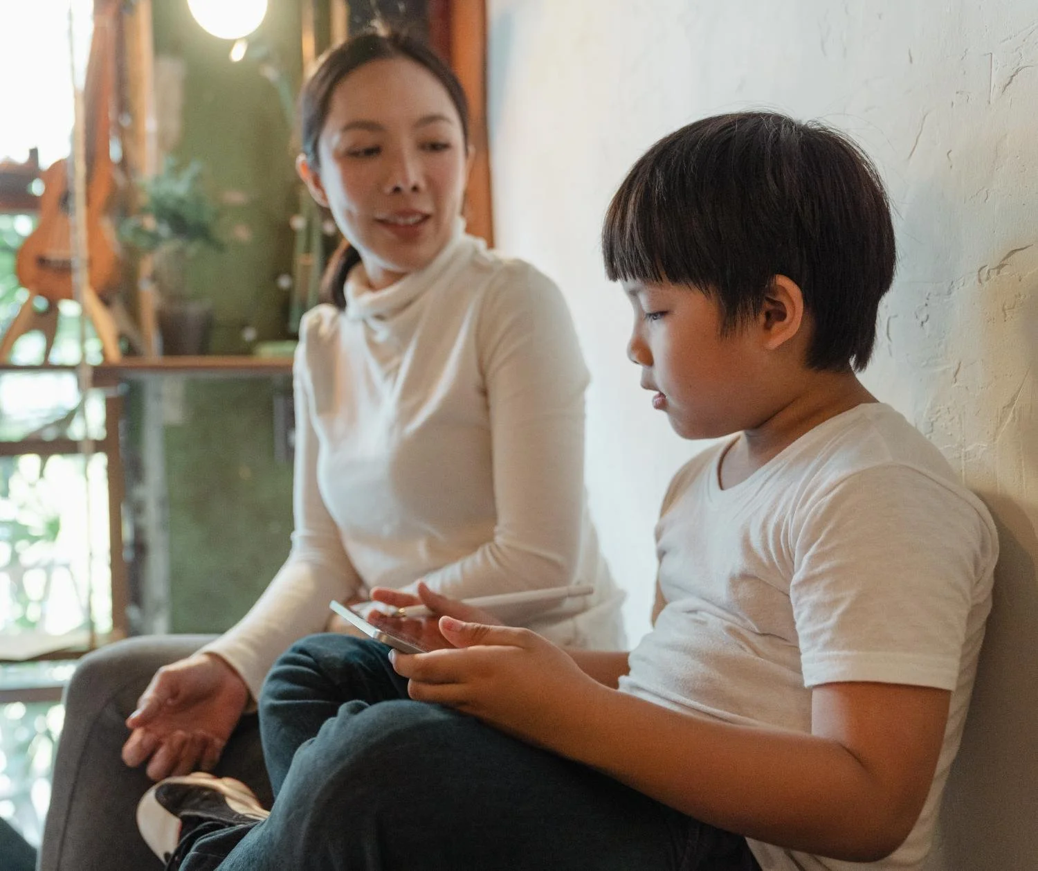 Language Processing Disorder Symptoms in Adults & Children