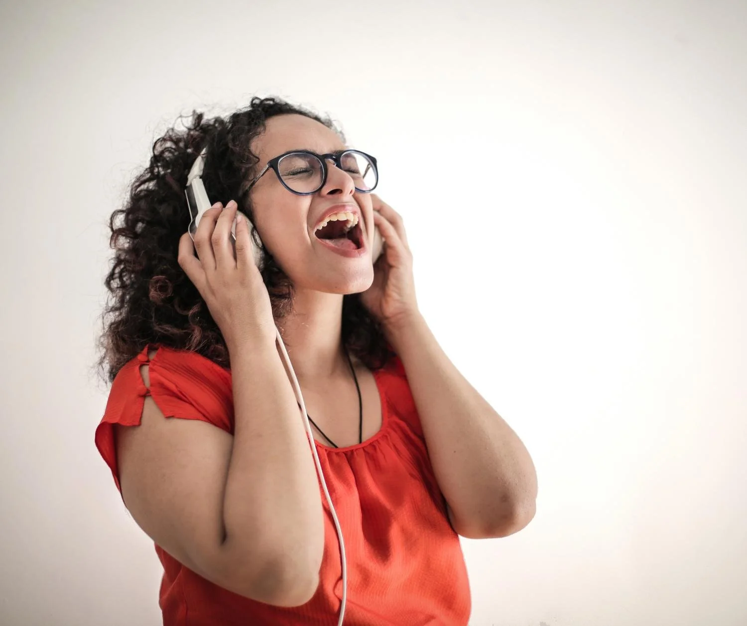 How to Control the Pitch of Your Voice with Vocal Coaching