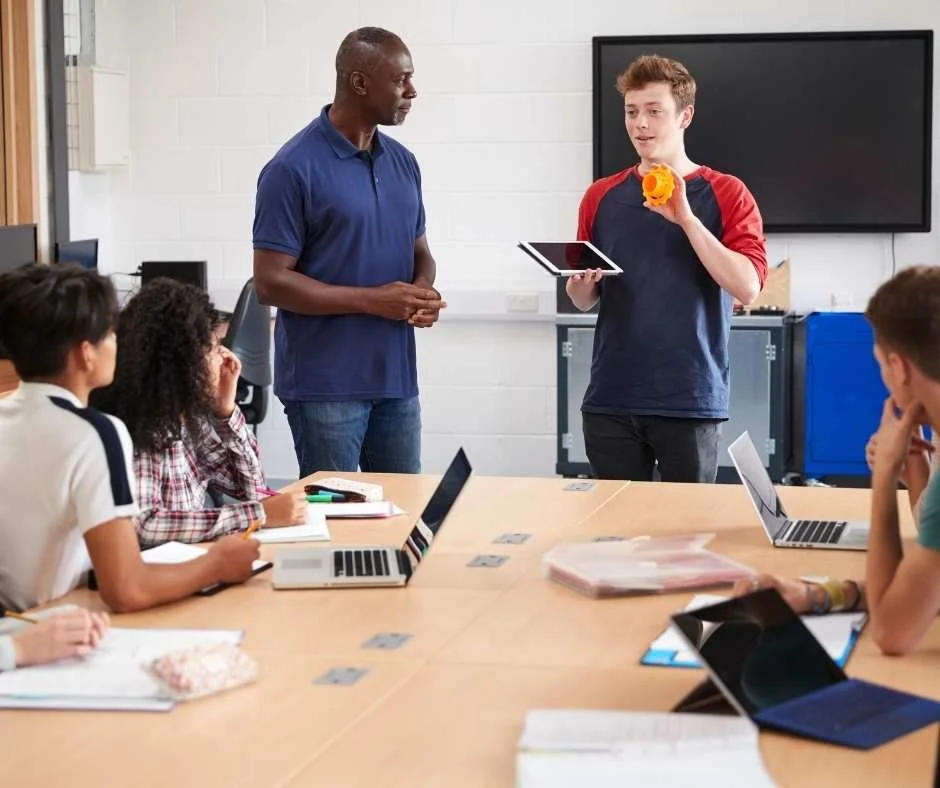 Public Speaking Classes For Kids : A Complete Guide with Benefits