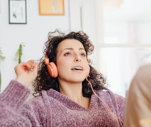 Muscle Tension Dysphonia Therapy: Support for Voice Recovery
