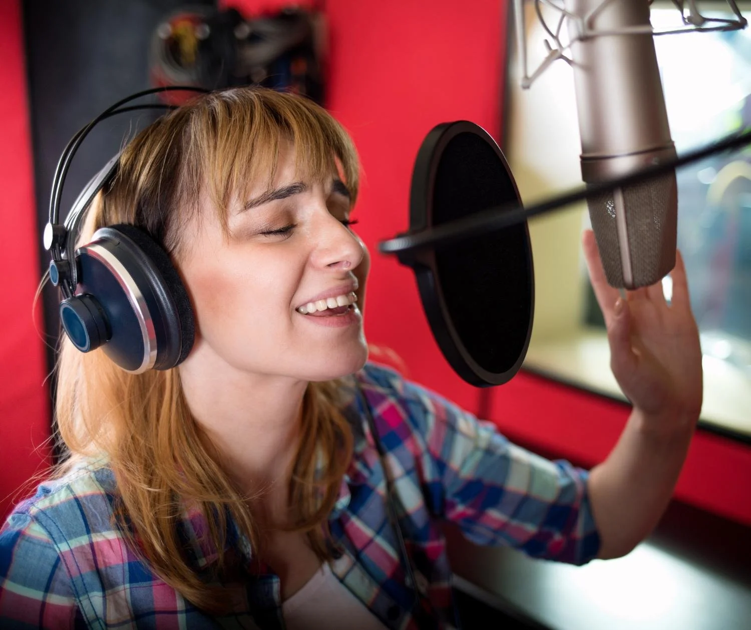 Voice Coaching for Professionals: Speak with Confidence & Clarity