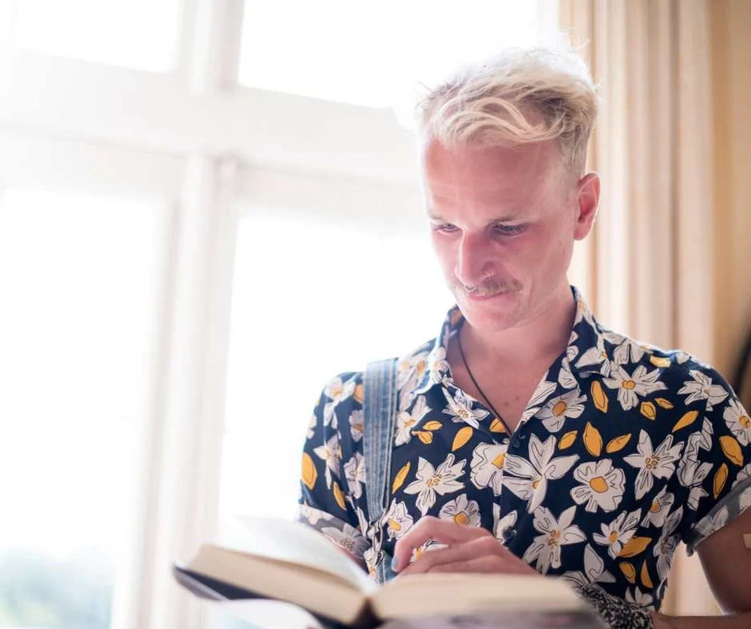 Crafting an Androgynous Voice for Gender-Neutral Expression