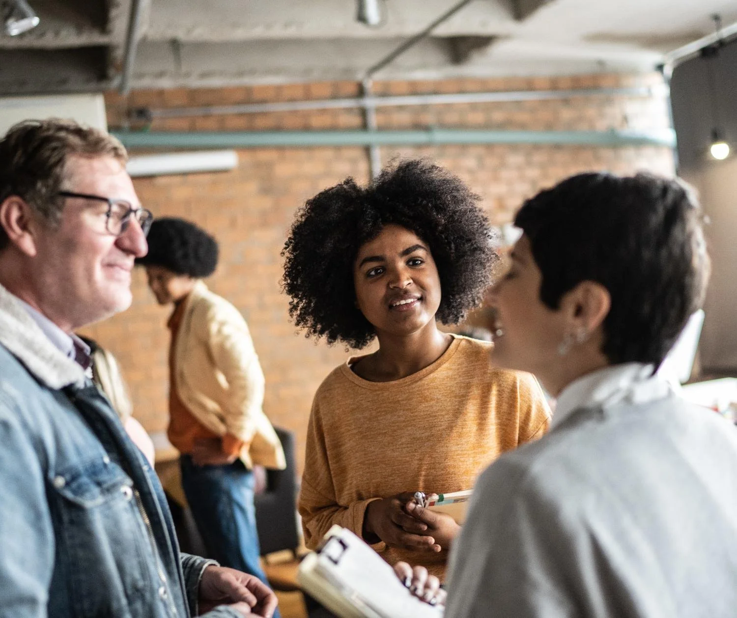 How to Improve Vocal Tone for Public Speaking and Presenting
