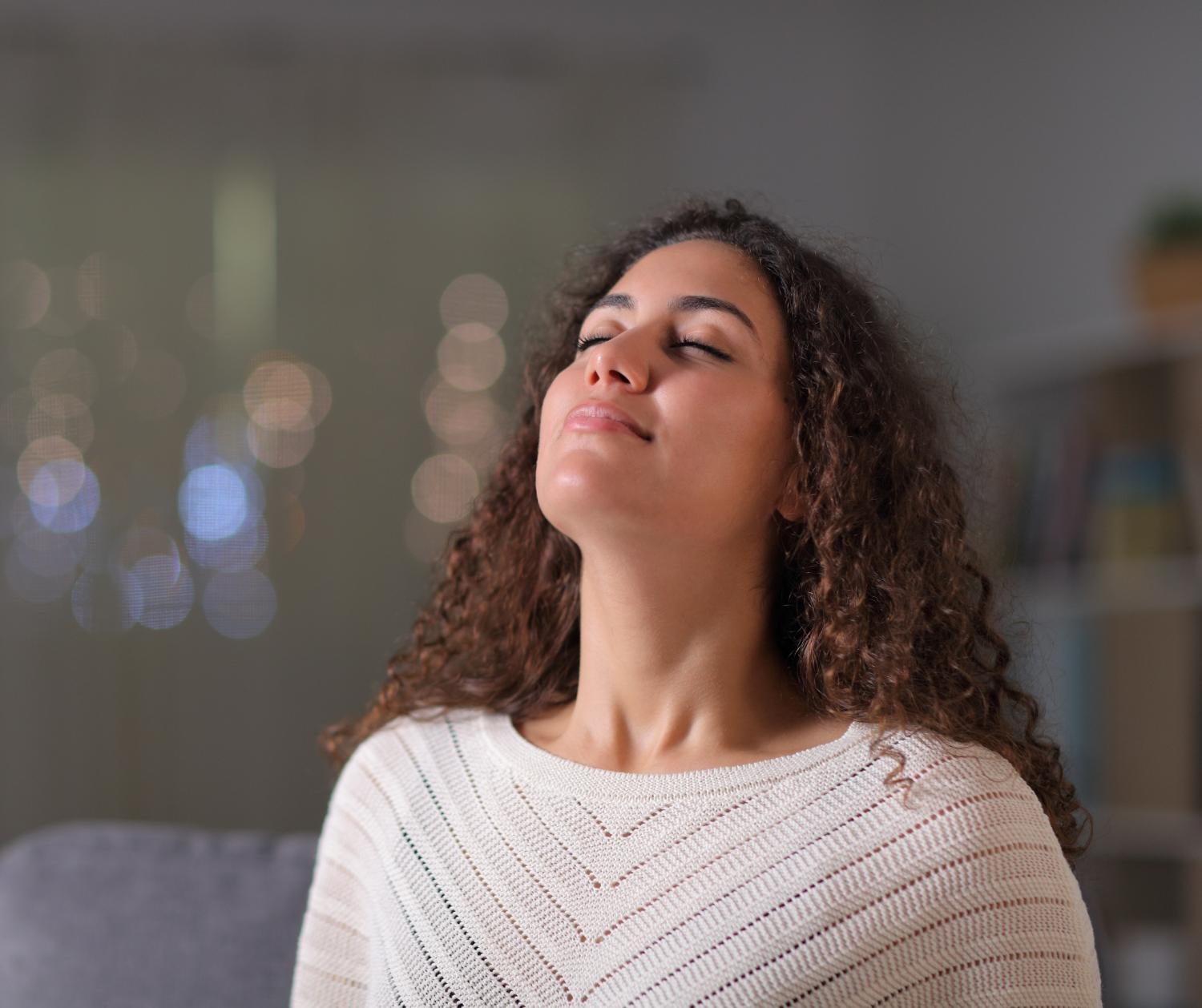 How to Use Breath Control While Singing for a Powerful Voice