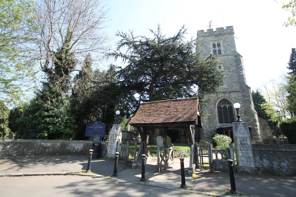 St. Leonard's Church, Heston