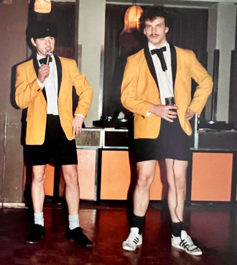 De (draai)tafel van 9: Unieke DJ-estafette op vinyl-avond – Gestel.nu