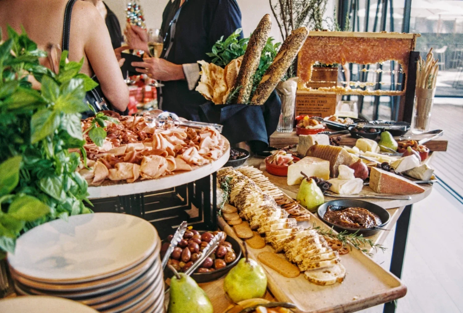 UCLA catering for UCLA events — ASUCLA