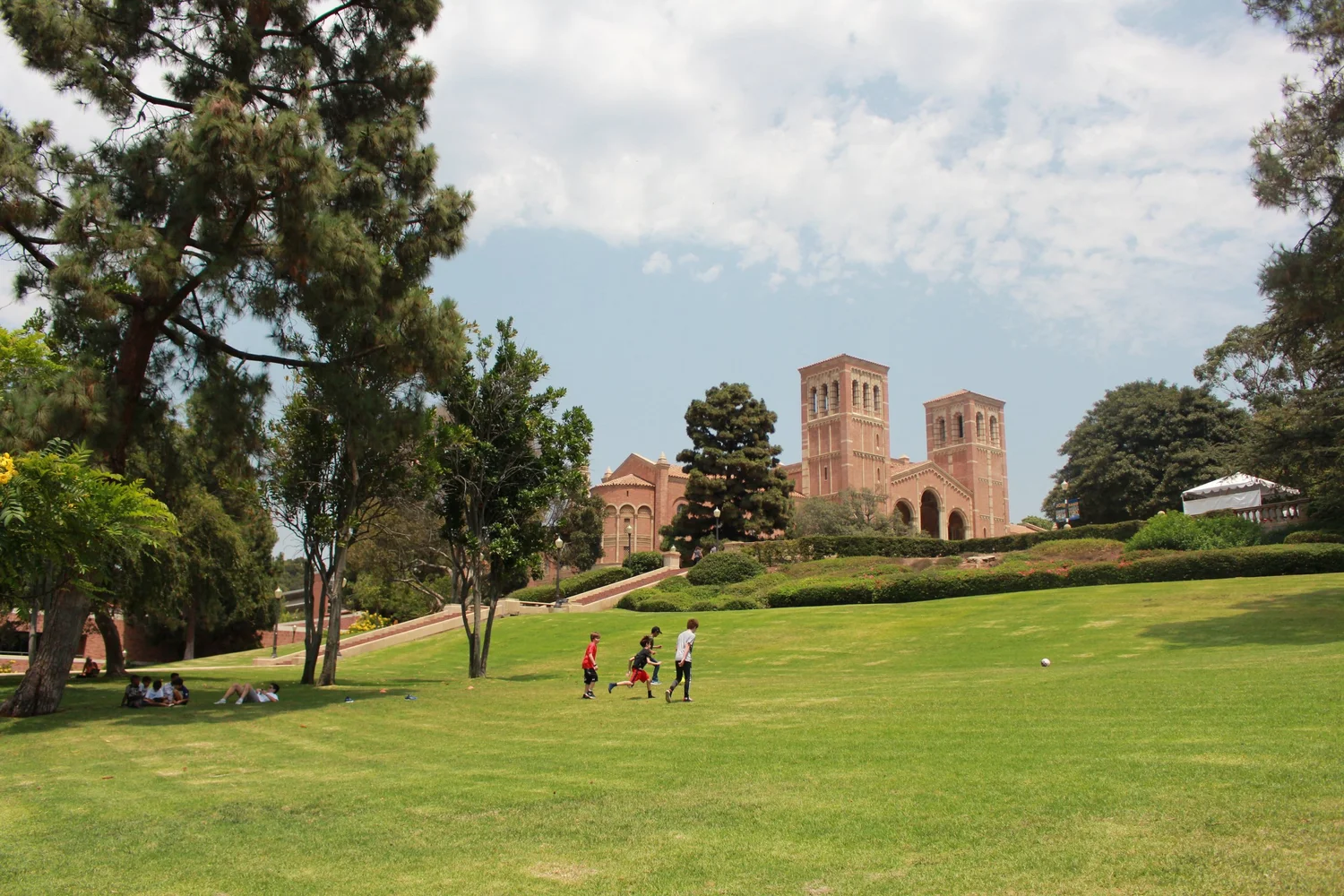 UCLA tours — ASUCLA