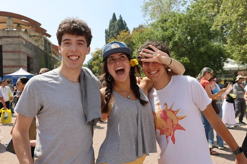 Students, get involved: UCLA clubs and organizations — ASUCLA