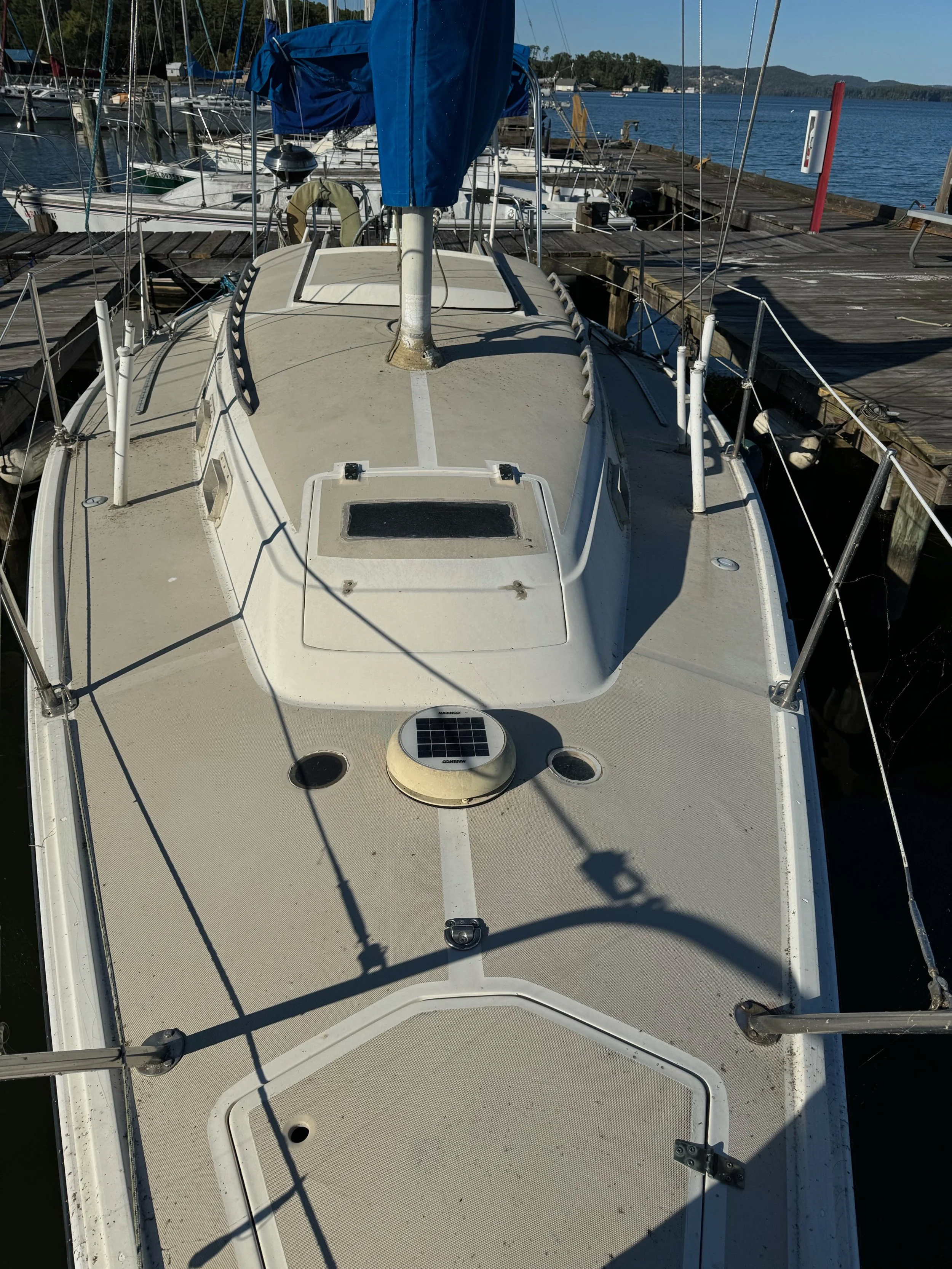 1981 Oday 28 — North Alabama Sailing Marina