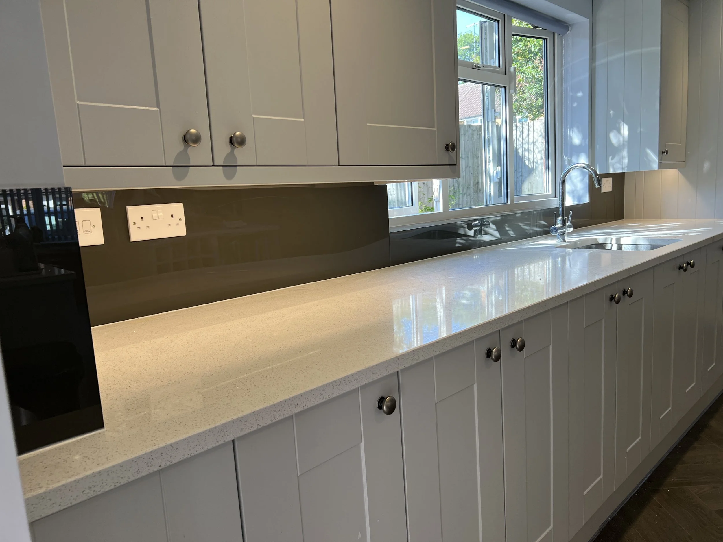 Splashback Colours — We Love Acrylic