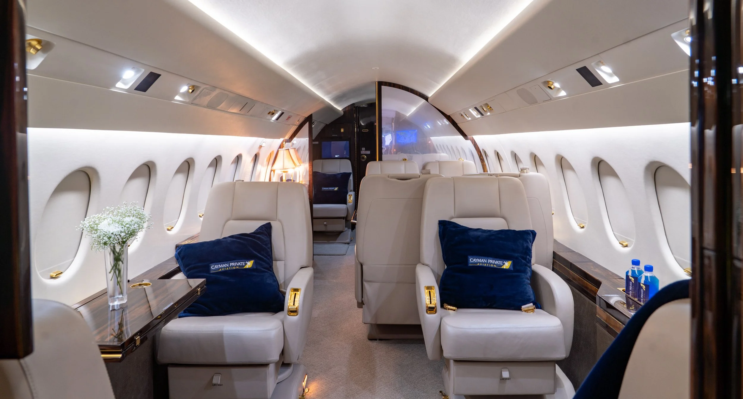 CAYMAN PRIVATE AVIATION | Luxury Private Jet Charter