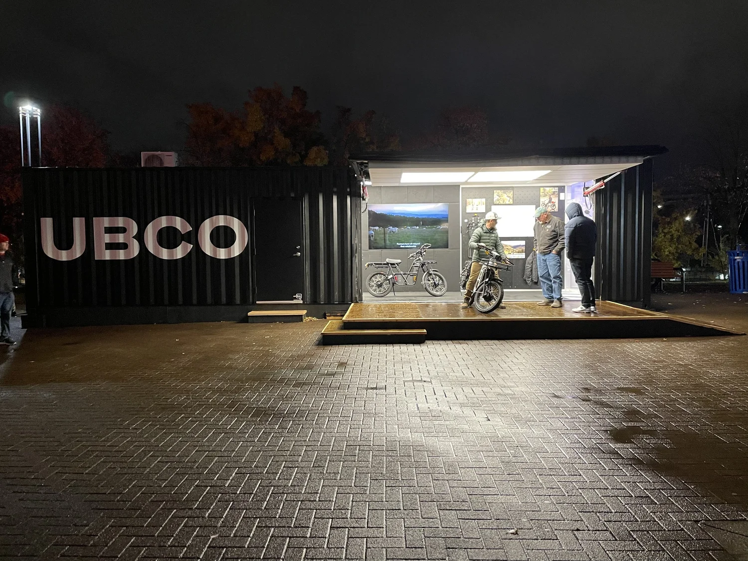 Custom Designs — ootBox