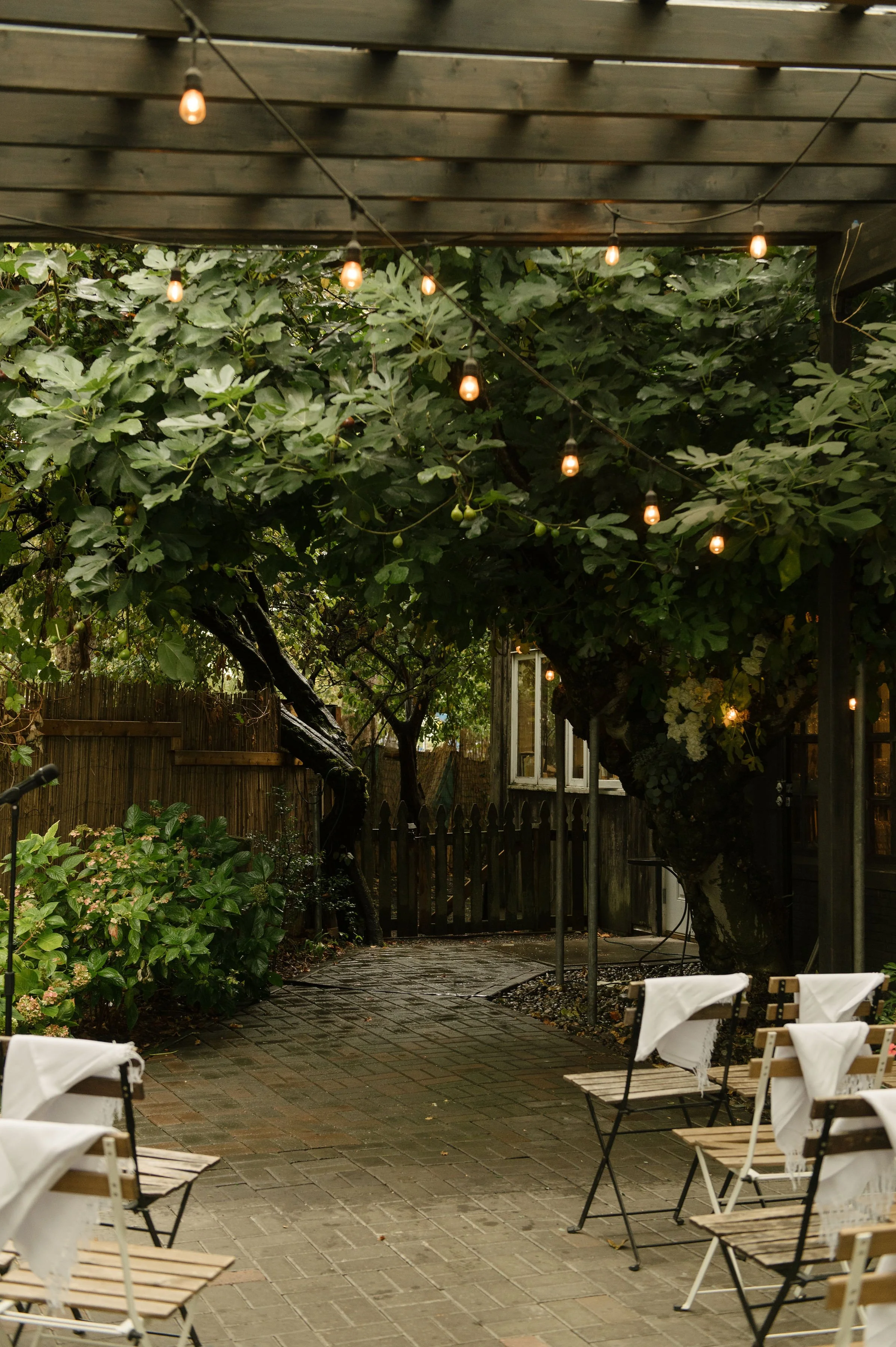 A Fall Candlelit Dinner Party Wedding at the Corson Building in Seattle ...