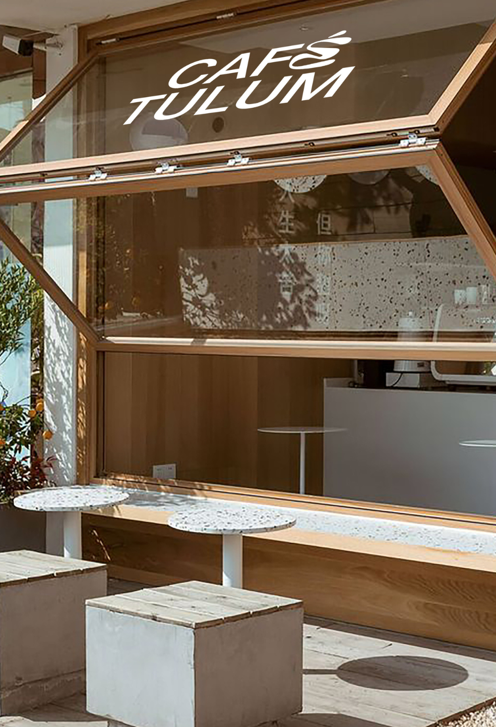 CAFE TULUM — LEAVELI