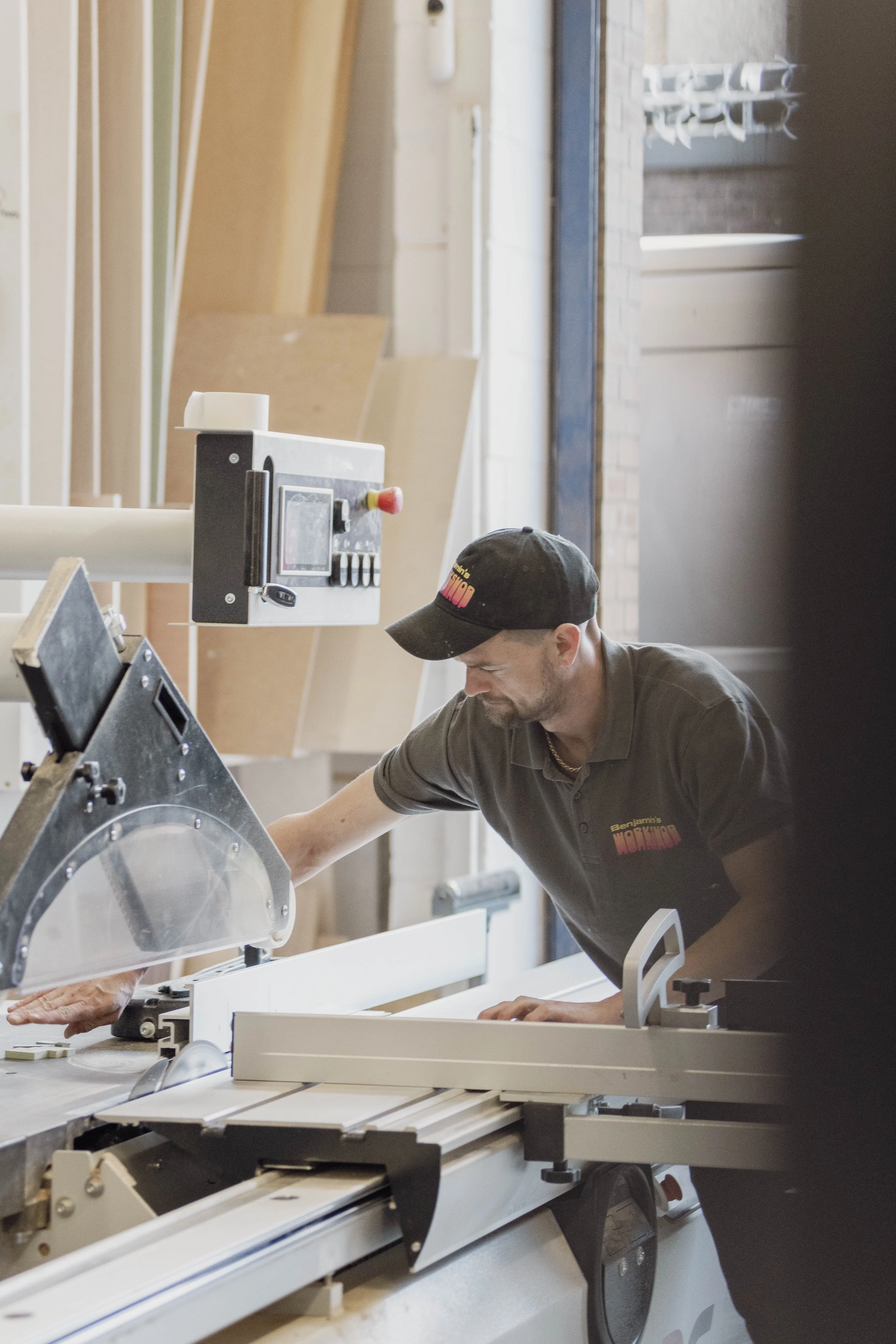 Joiner London - Joinery Contractor - Bespoke Joinery London