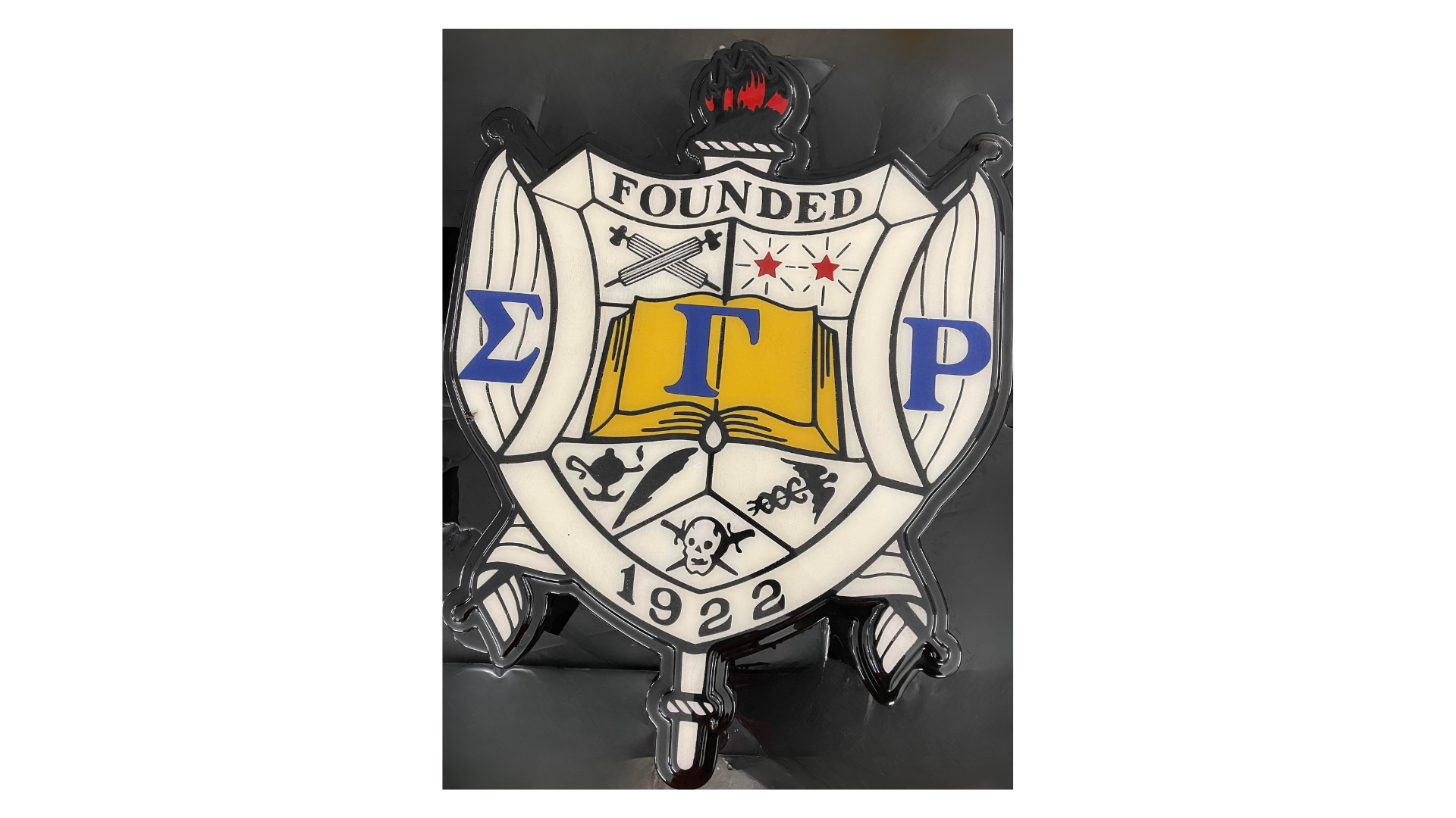 Sigma Gamma Rho Shield — Woodz Up Studio