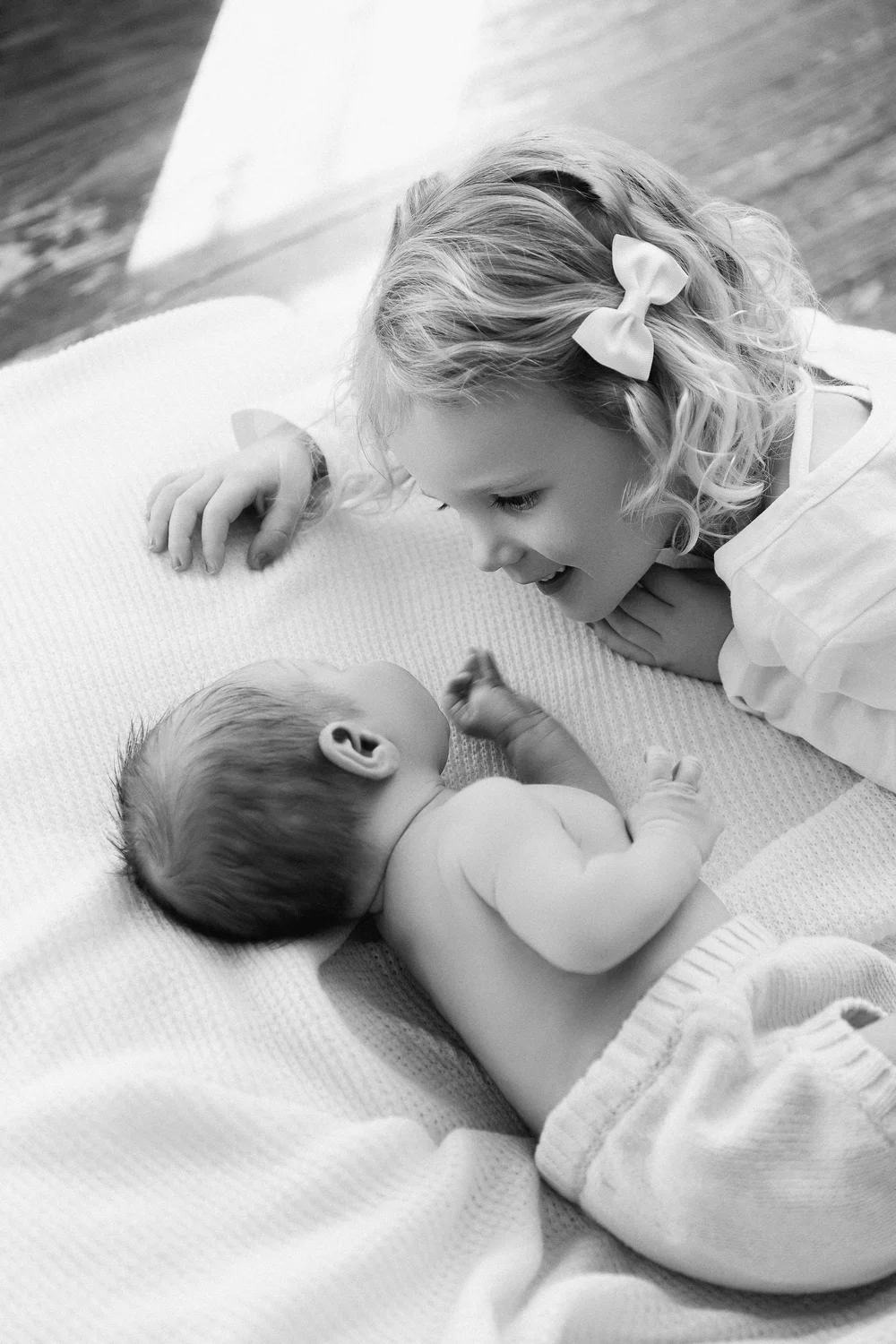 Capturing Heartfelt Newborn Photos With Siblings in Colorado — THE TINY ...