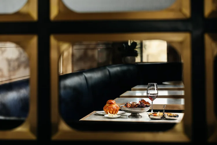 Contact Chez Noir Carmel by the Sea CA contact-chez-noir-carmel-by-the-sea-ca