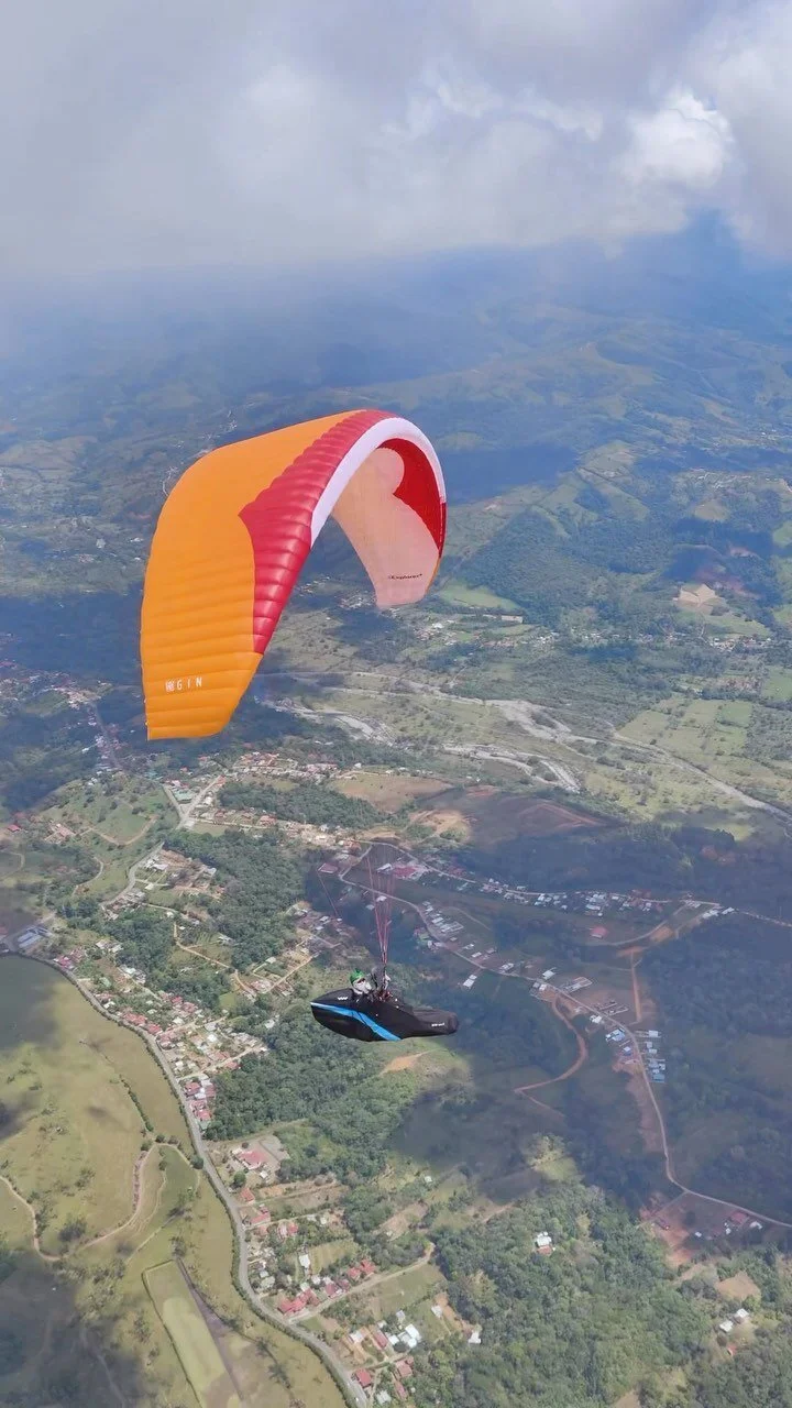 Paragliding in Dominical Costa Rica | Zion Paragliding