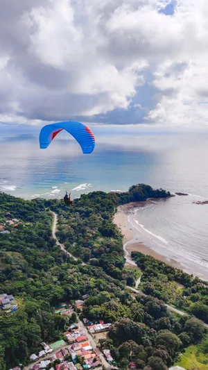 Paragliding in Dominical Costa Rica | Zion Paragliding