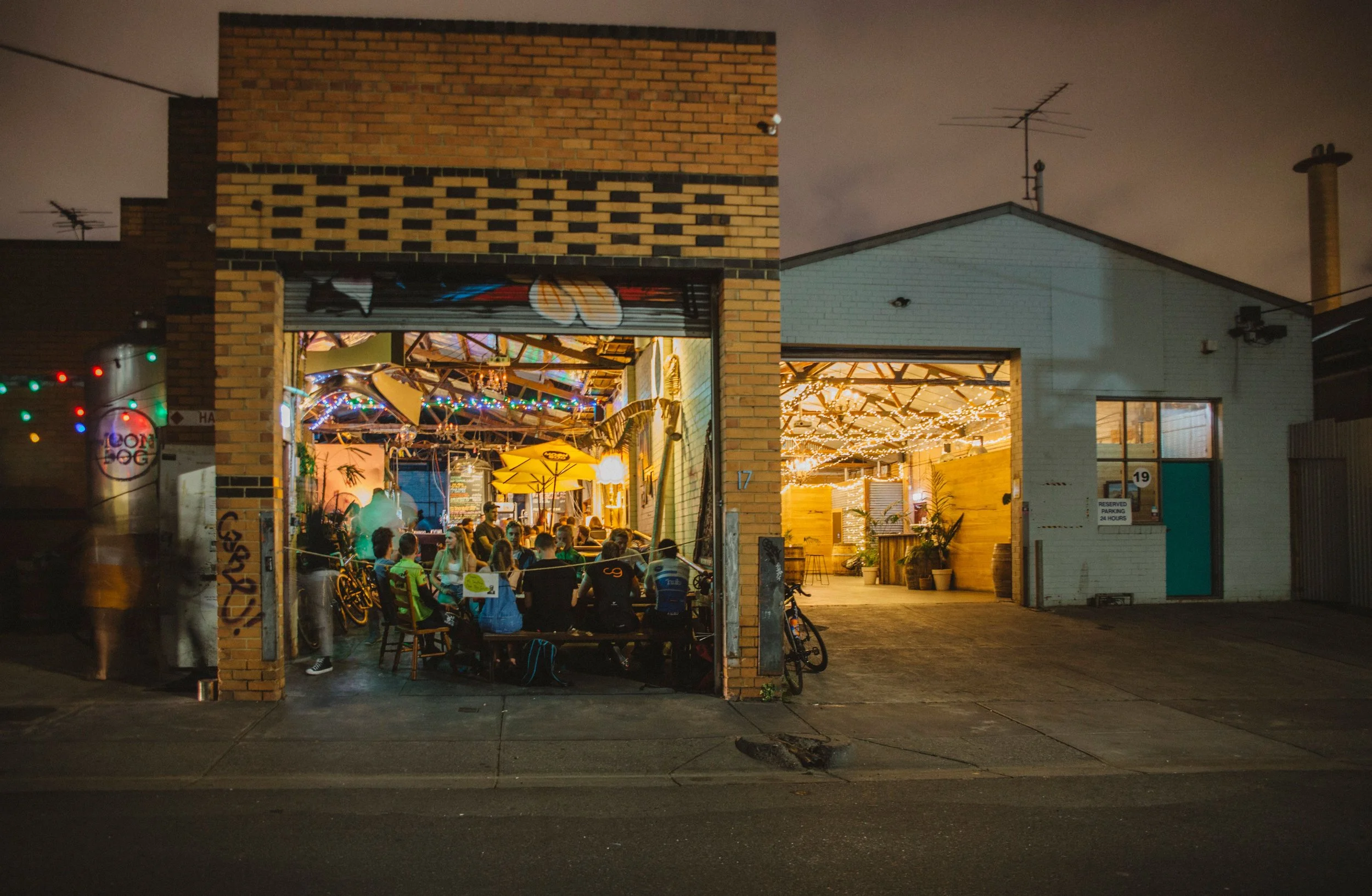 Moon Dog OG — Moon Dog Craft Brewery