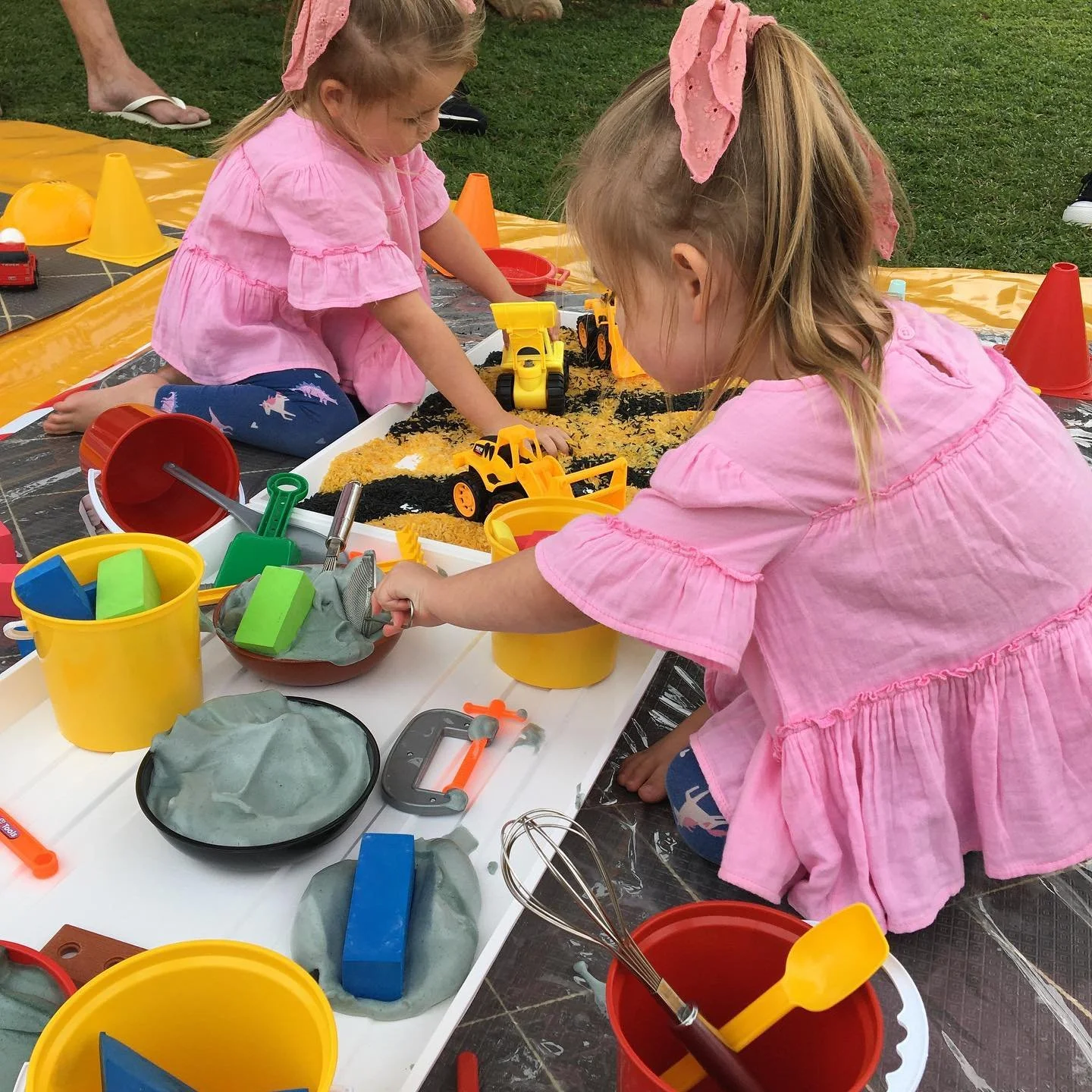 Contact 1 — The Play Hive