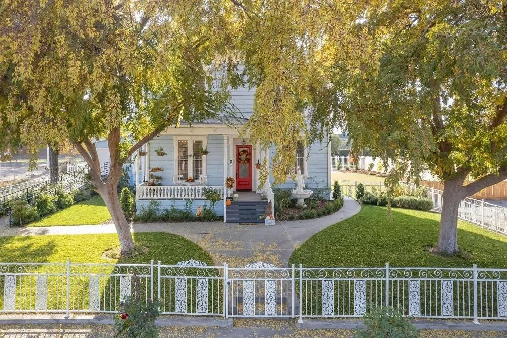 1905 Victorian house in Selma, California - $575k | Old Houses USA