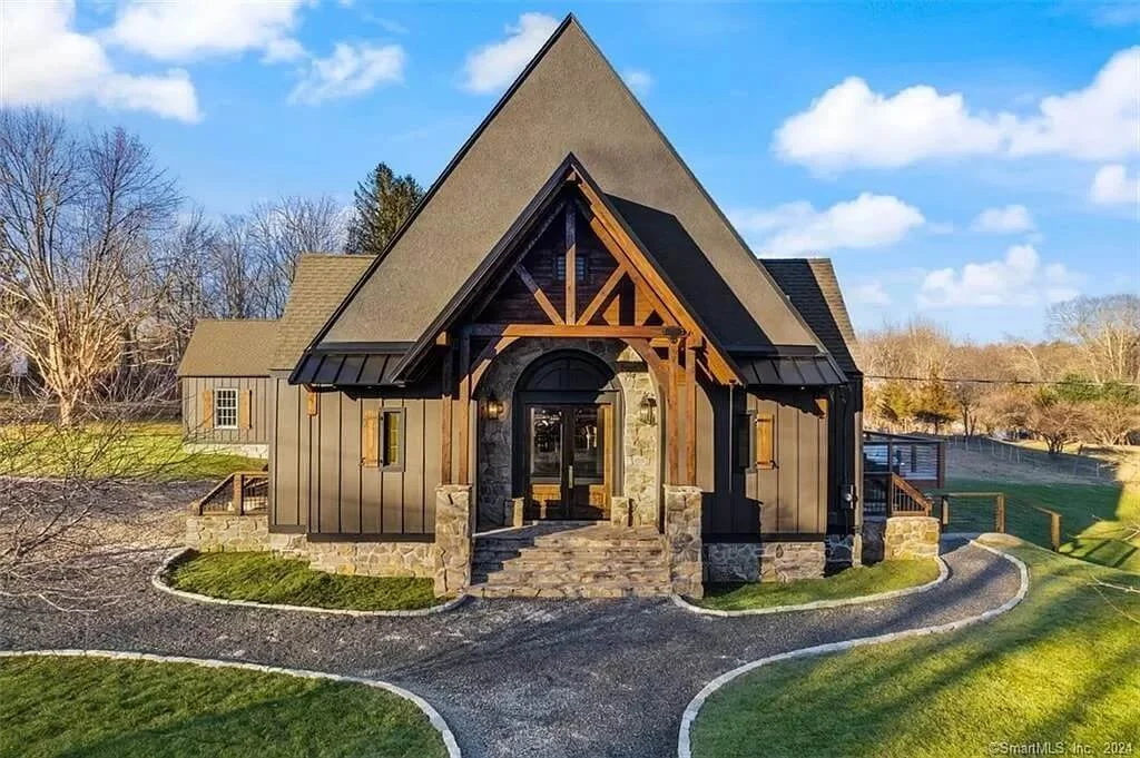 1929 Church in Baltic, Connecticut - $1.1 Million | Old Houses USA