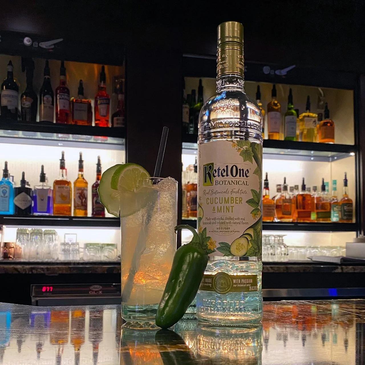THE STAR BAR