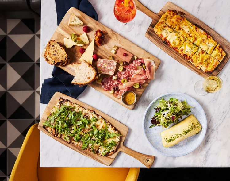 Menus — Bistro Du Midi