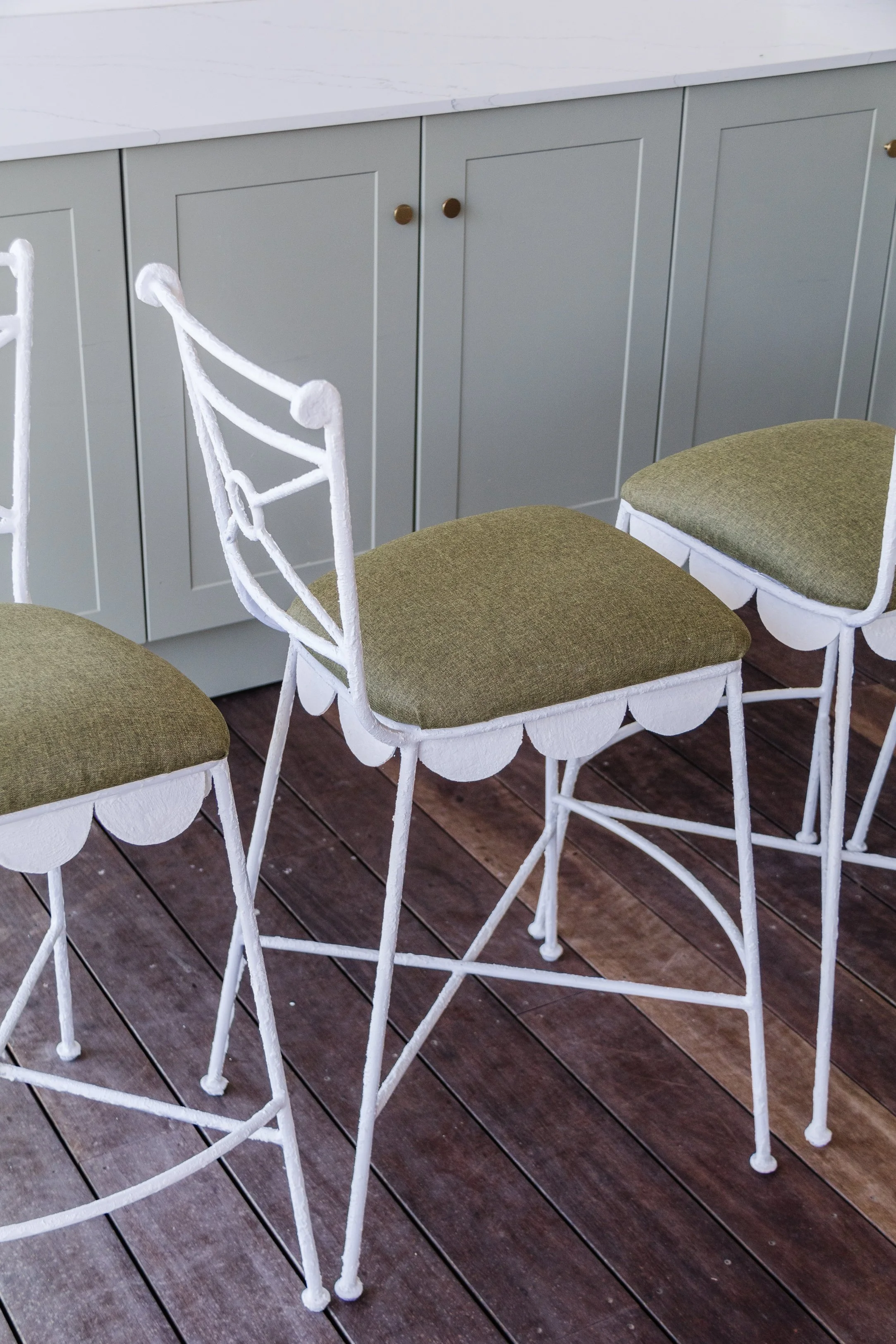 Upcycled Scalloped Barstools — Smor Home