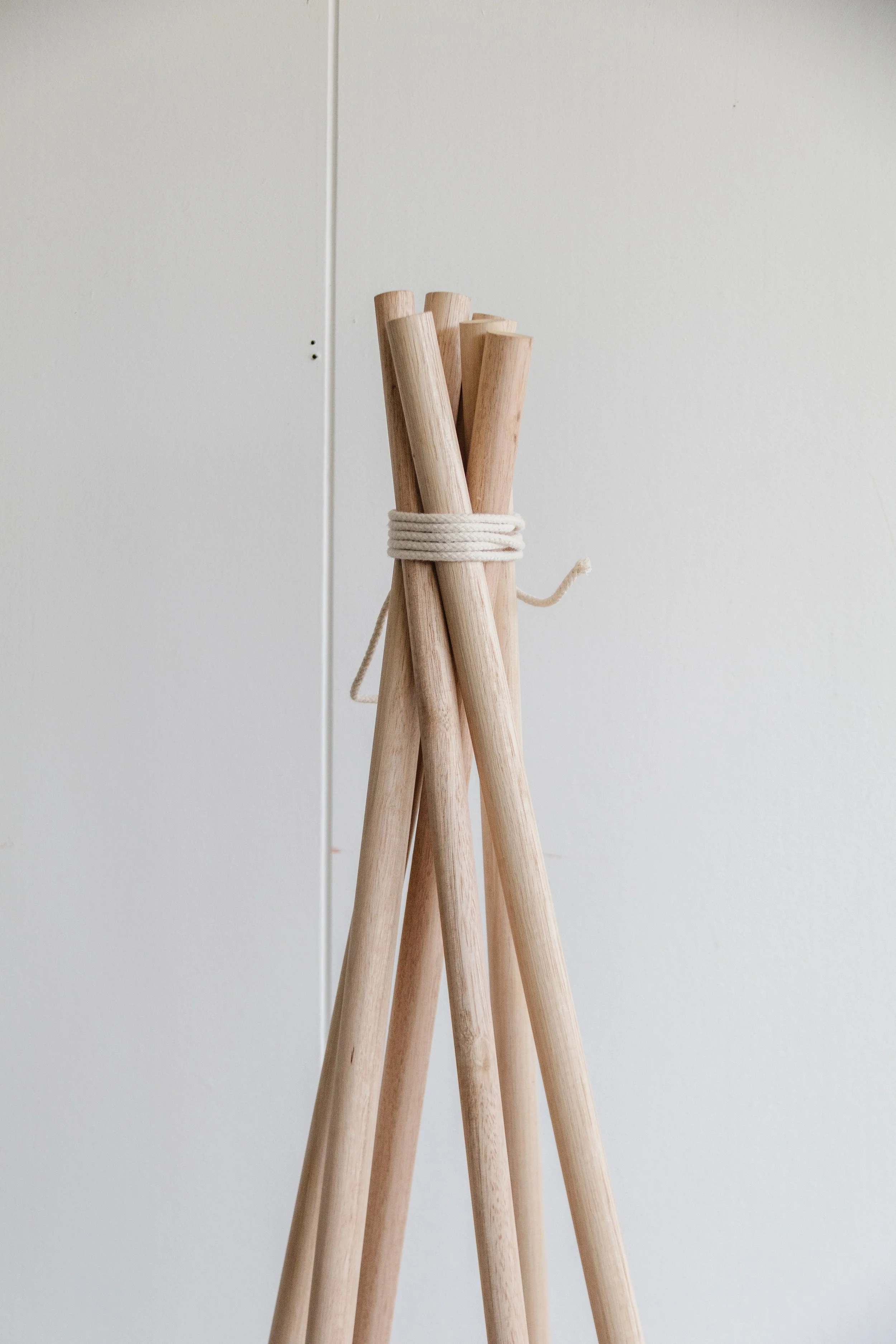 DIY Dowel Christmas Tree — Smor Home